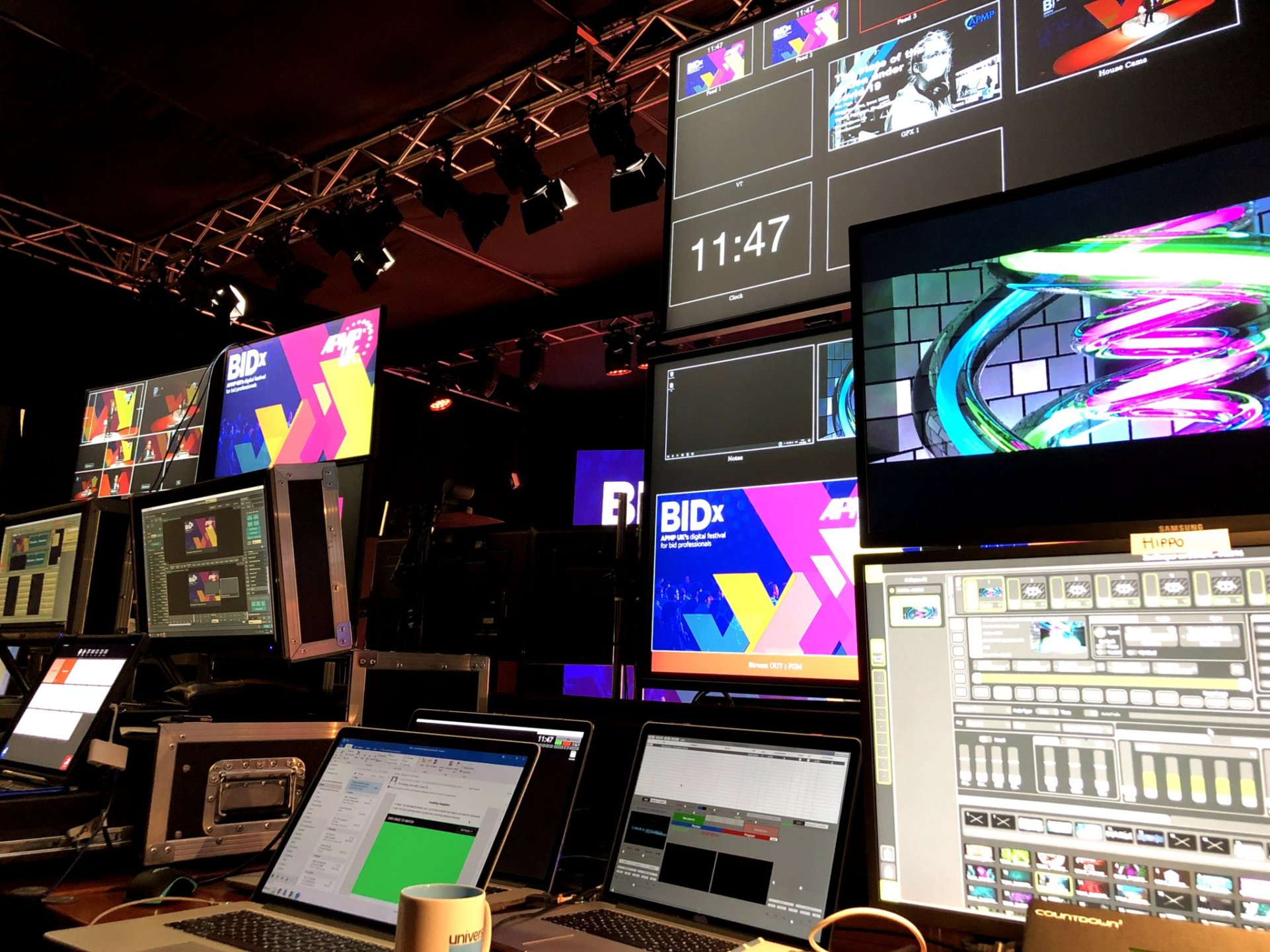 The Power of Virtual - Universal Live