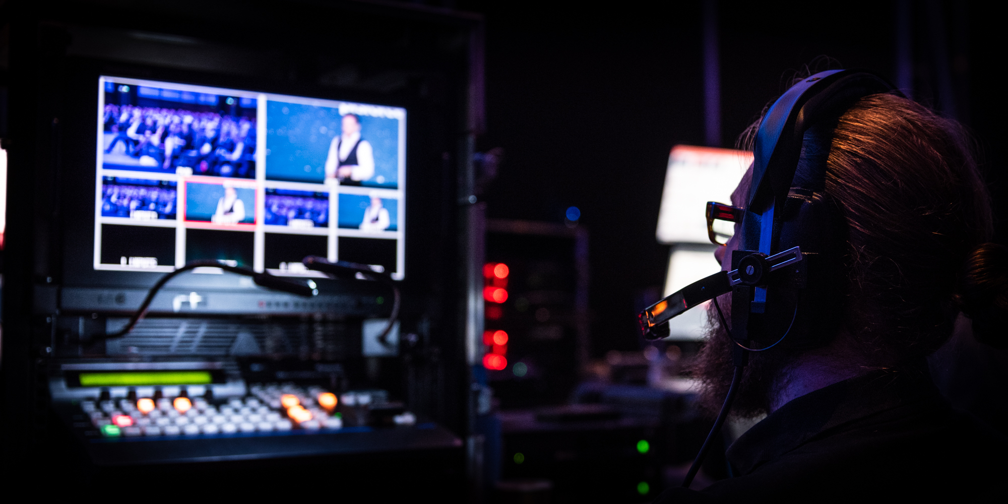 Live Streaming: No Fluff - Part 1 - Universal Live